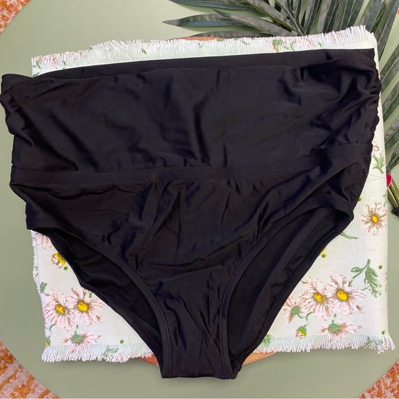 Isabel Maternity by Ingrid & Isabel | Swim | Maternity Foldover Swim ...